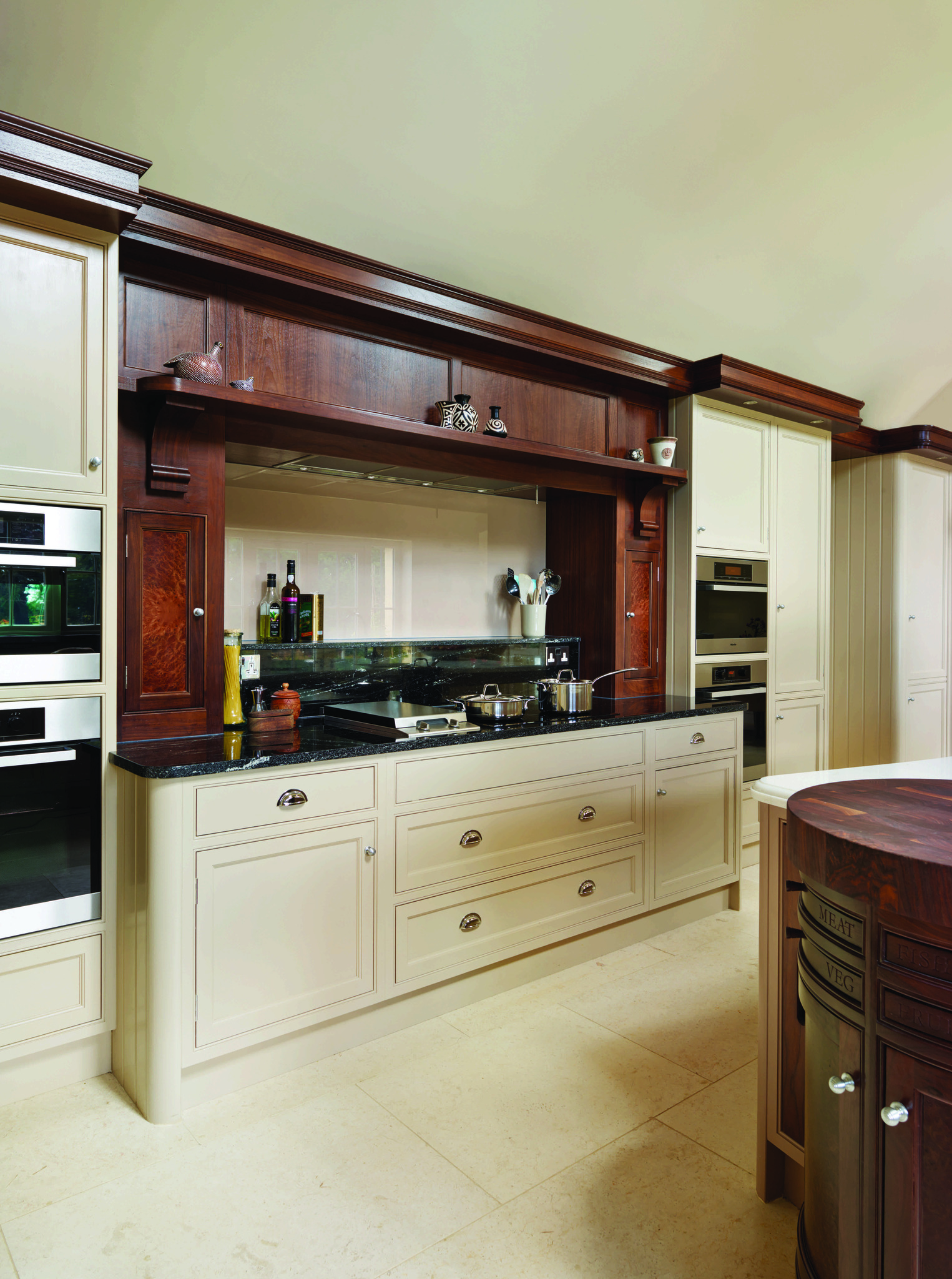 Edwardian Collection | Charles Yorke | Glotech Kitchens